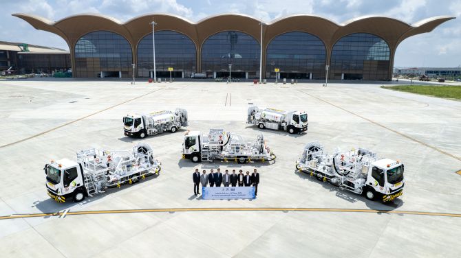 บ้านเมือง - BAFS รุกตลาด SEA ส่งมอบรถเติมน้ำมันอากาศยาน